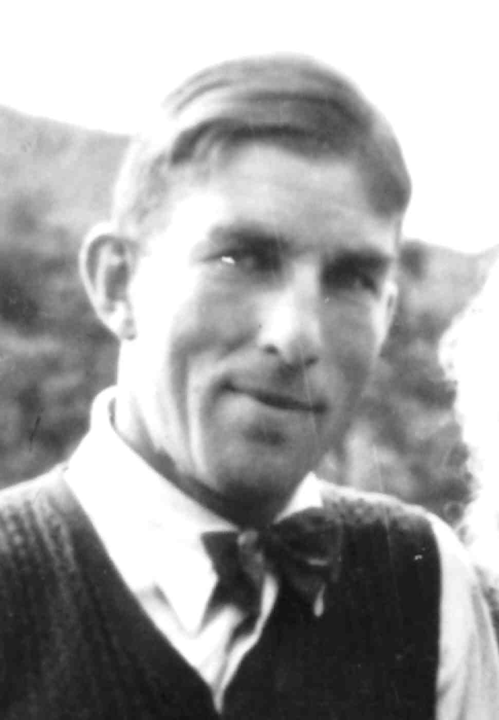 The King's Candlesticks: Pedigrees James Glenny (Hamish) WILSON [2632]